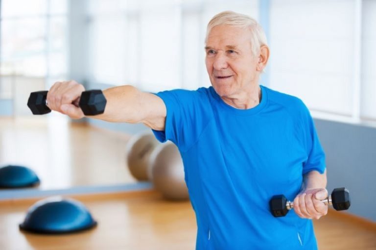 Best Mobility Aids for Seniors (2022): Ultimate Guide to Devices for ...